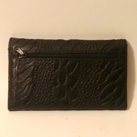 Wilsons Leather | Bags | Wilson Leather Black Textured Leather Bifold ...